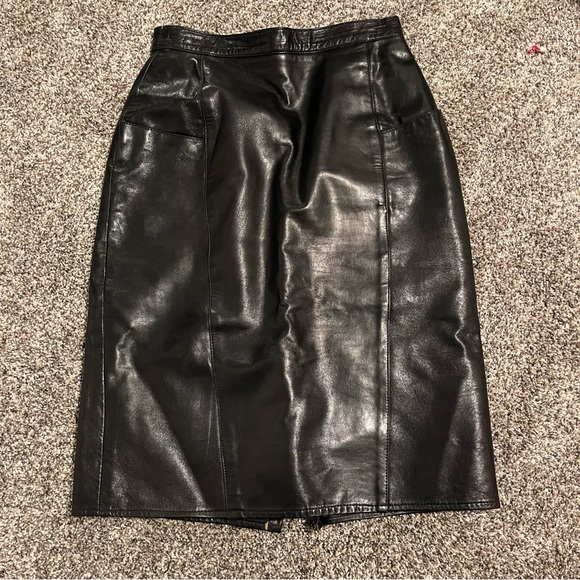 emphasis | Skirts | Vintage 8s Bullocks Emphasis Couture Pencil Black ...